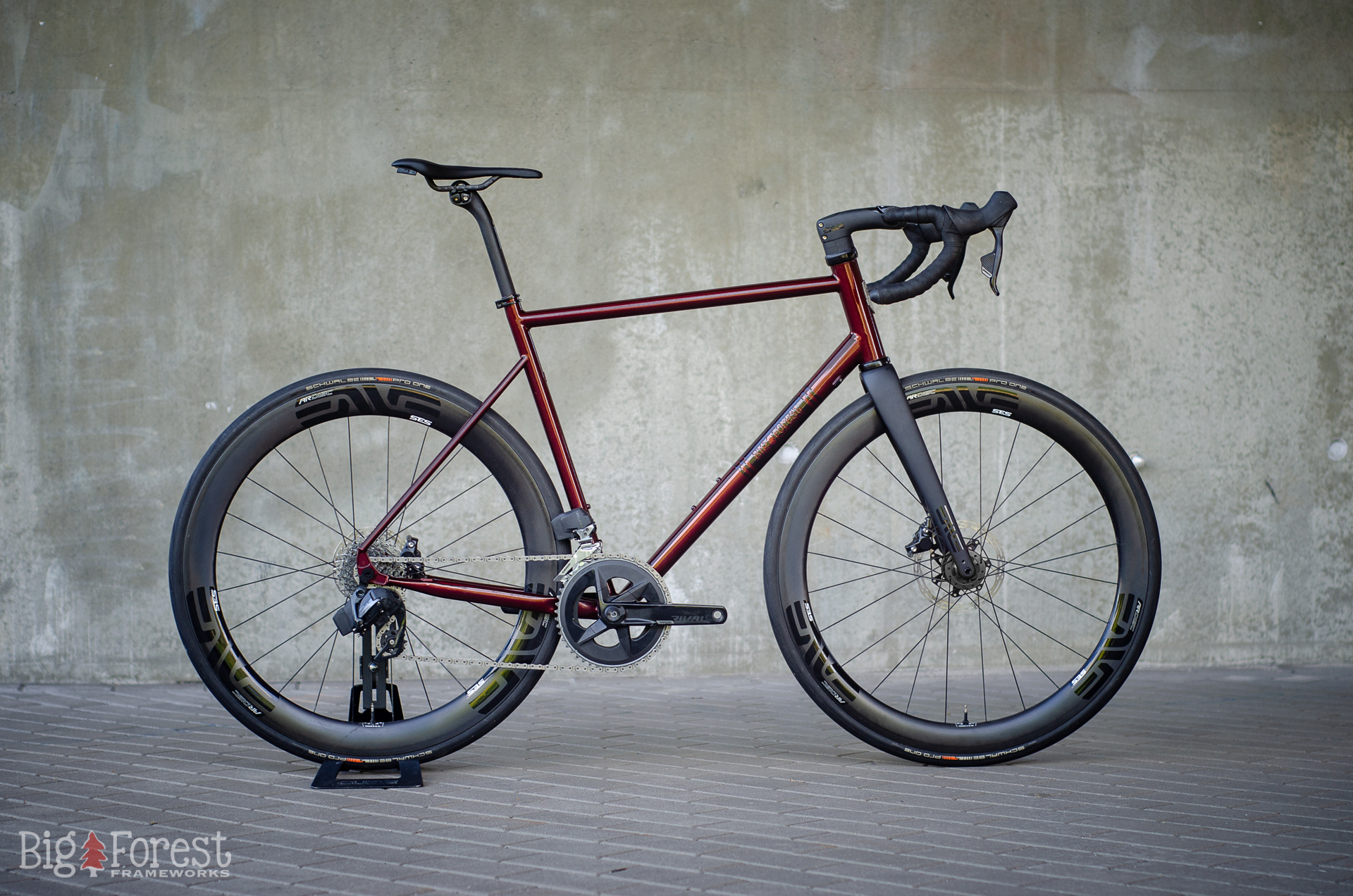 Building a Steel Road Bike Frame with Fully Integrated Cables - Big ...